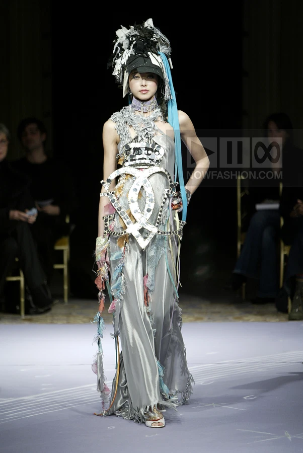 Paris Couture Spring Summer 2004 — Schedule & Collections | NOWFASHION