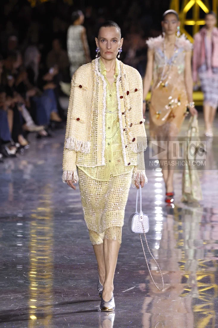 Chanel Paris - Ready To Wear Fall Winter 2026 Runway Photo | NOWFASHION
