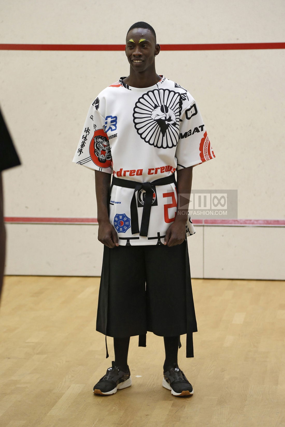 Andrea Crews Menswear Spring Summer 2016 Paris - NOWFASHION