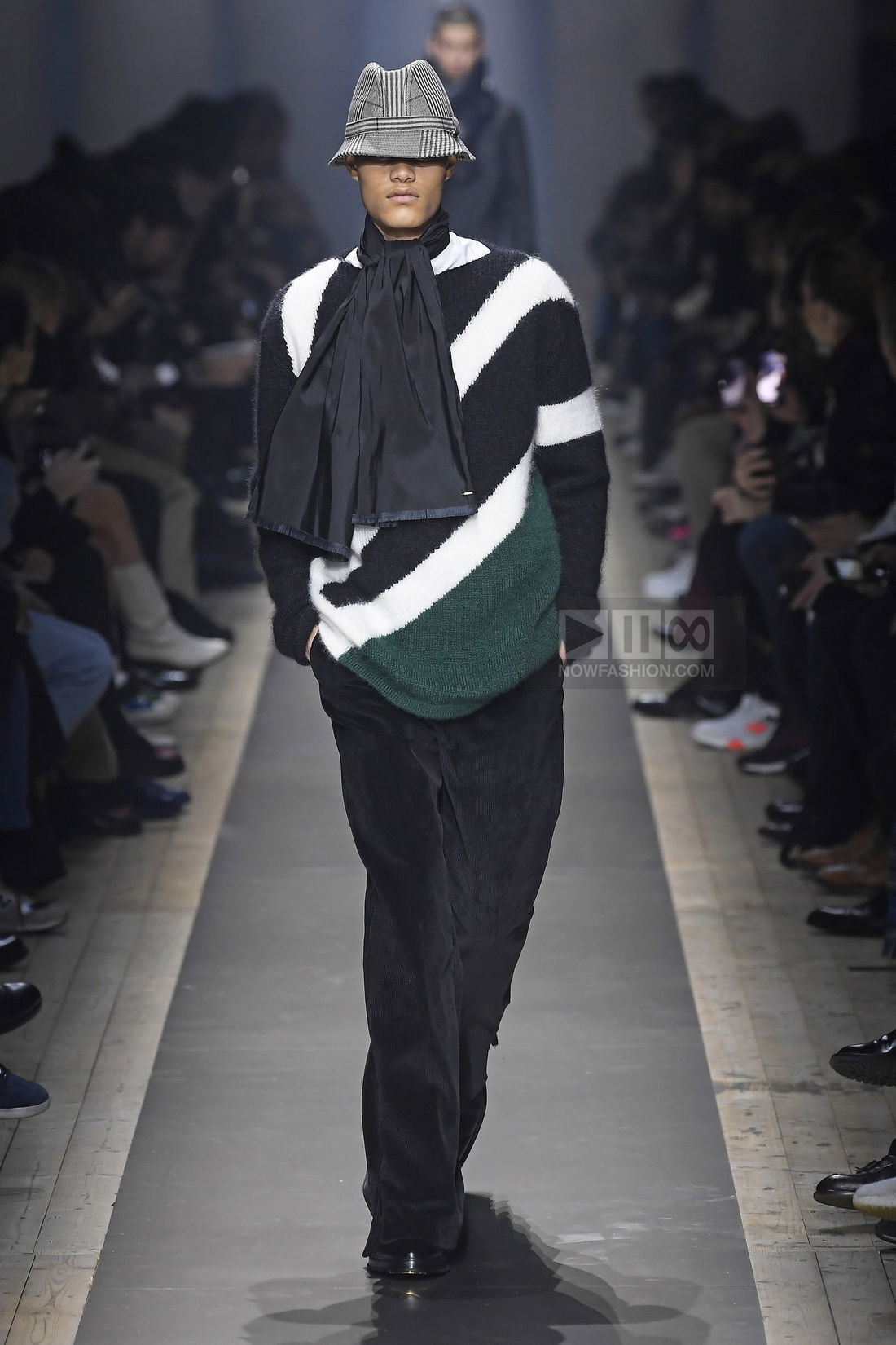 Dunhill London Fashion Show, Collection Menswear Fall Winter 2019 ...