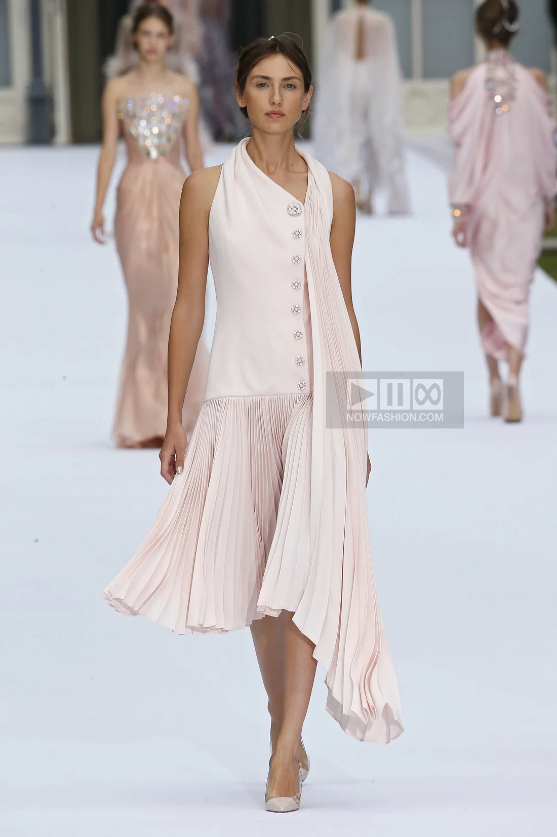 Ralph & Russo Couture Fall 2019 - Image 21 - NOWFASHION