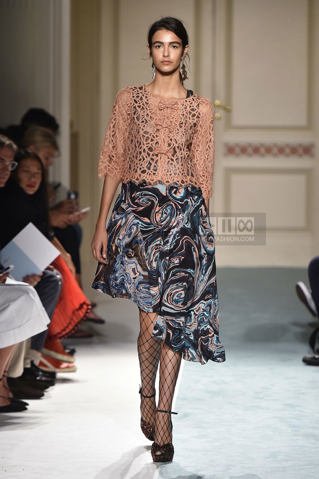 Kristina Ti Ready To Wear Spring Summer 2017 Milan – NOWFASHION