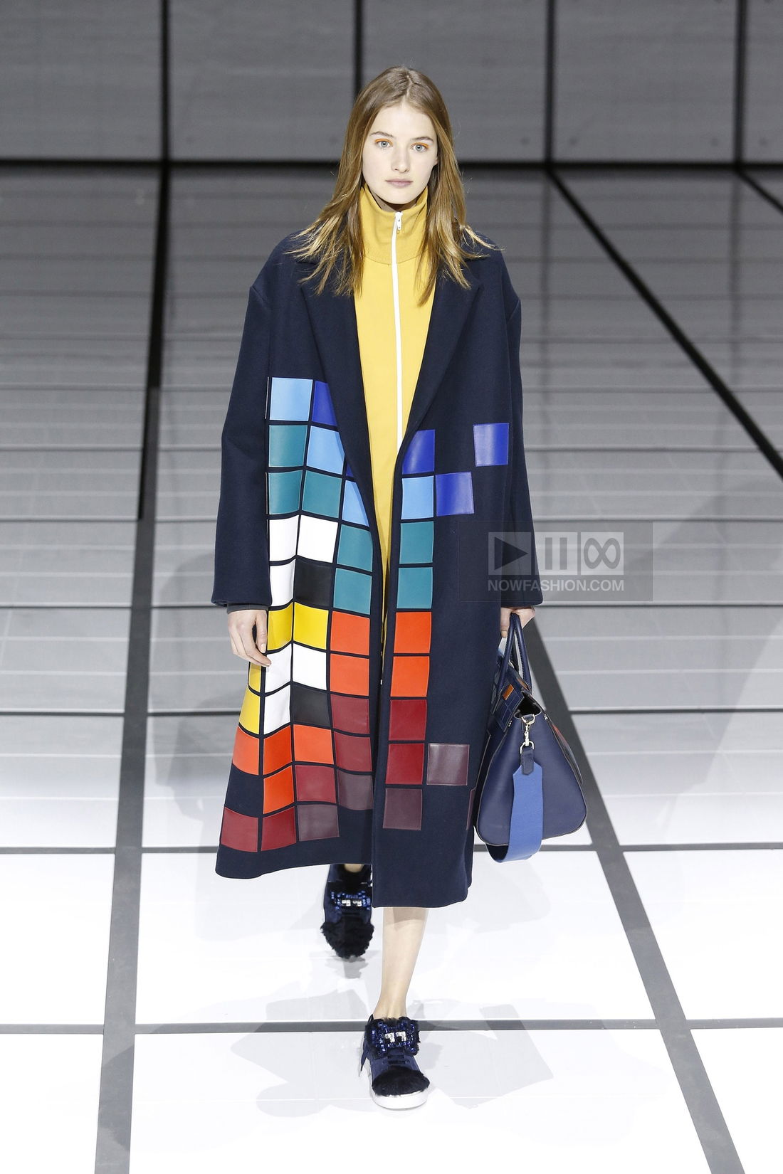 Anya Hindmarch Ready To Wear Fall Winter 2016 London – NOWFASHION