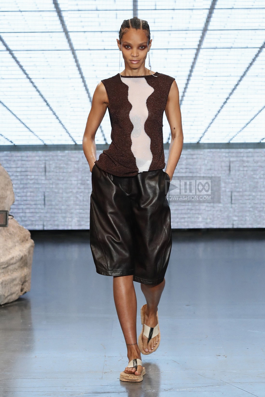 Eftychia Ready To Wear Spring Summer 2022 London - NOWFASHION