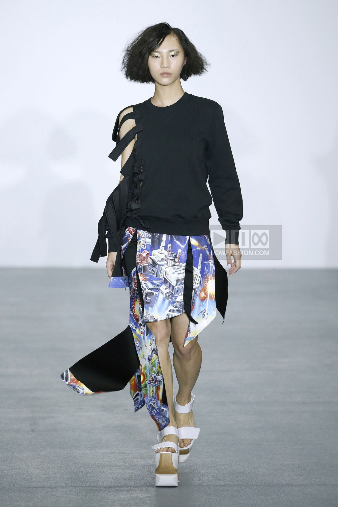 Fyodor Golan Ready To Wear Spring Summer 2016 London – NOWFASHION