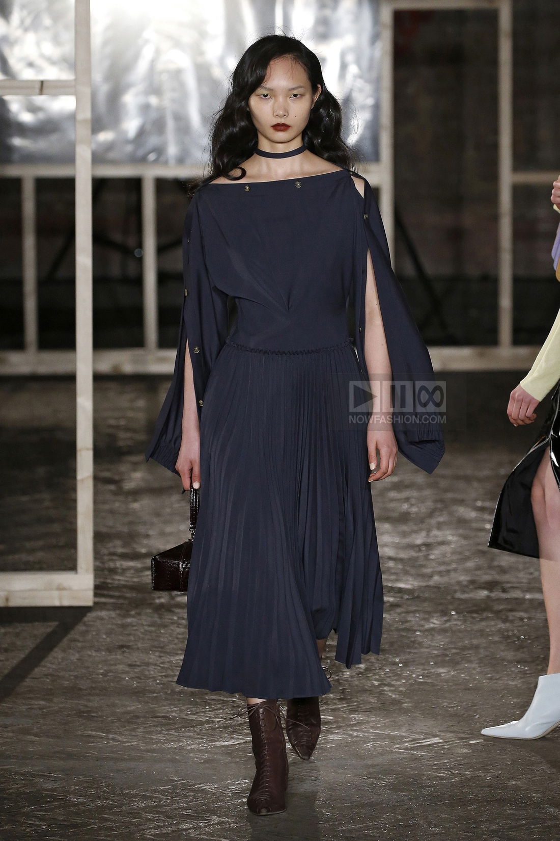 Rejina Pyo Ready To Wear Fall Winter 2019 London - NOWFASHION