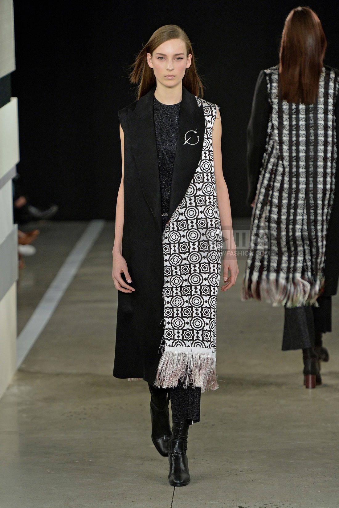 Edun Ready To Wear Fall Winter 2015 New York – NOWFASHION