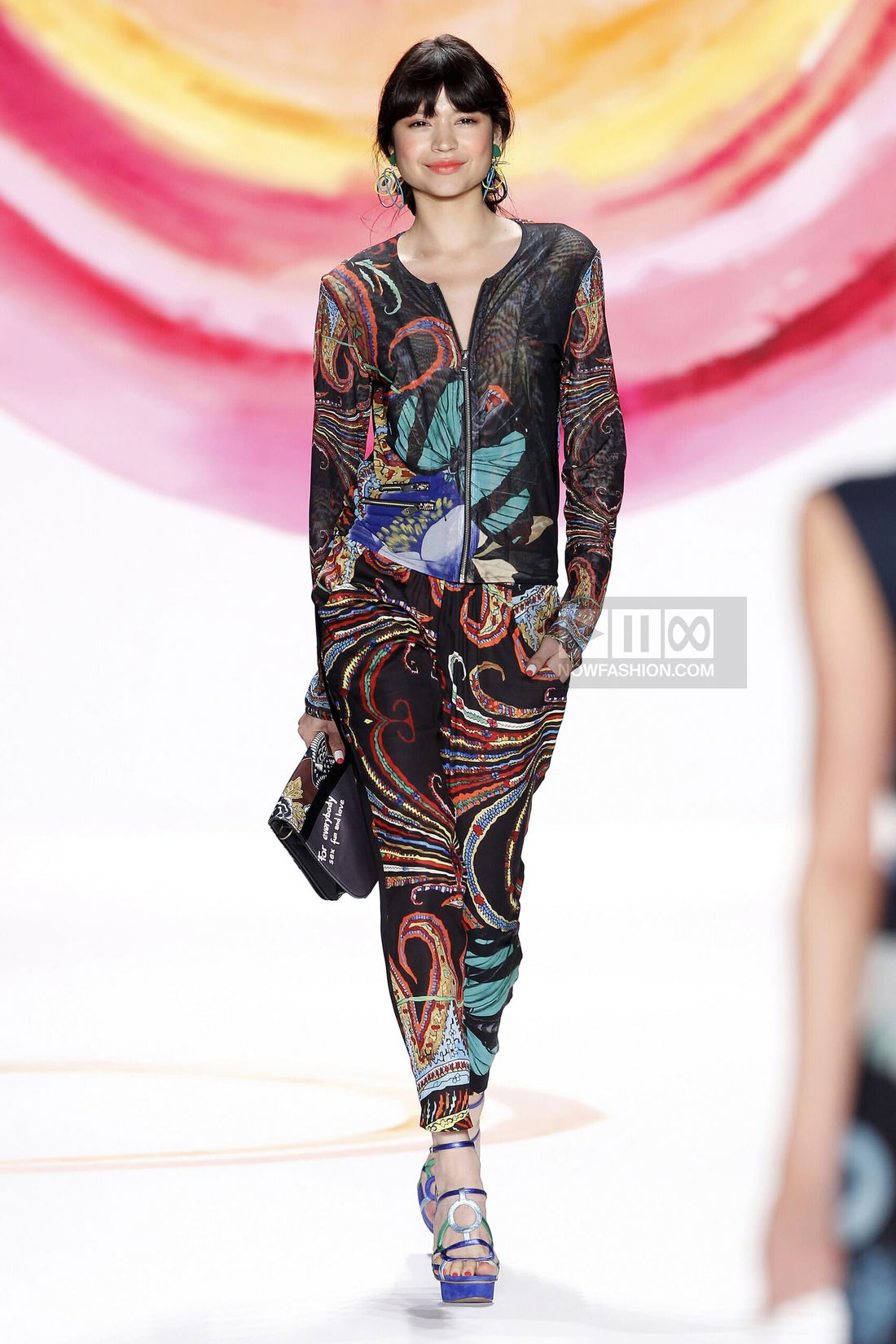 Desigual Ready To Wear Spring Summer 2014 New York – NOWFASHION