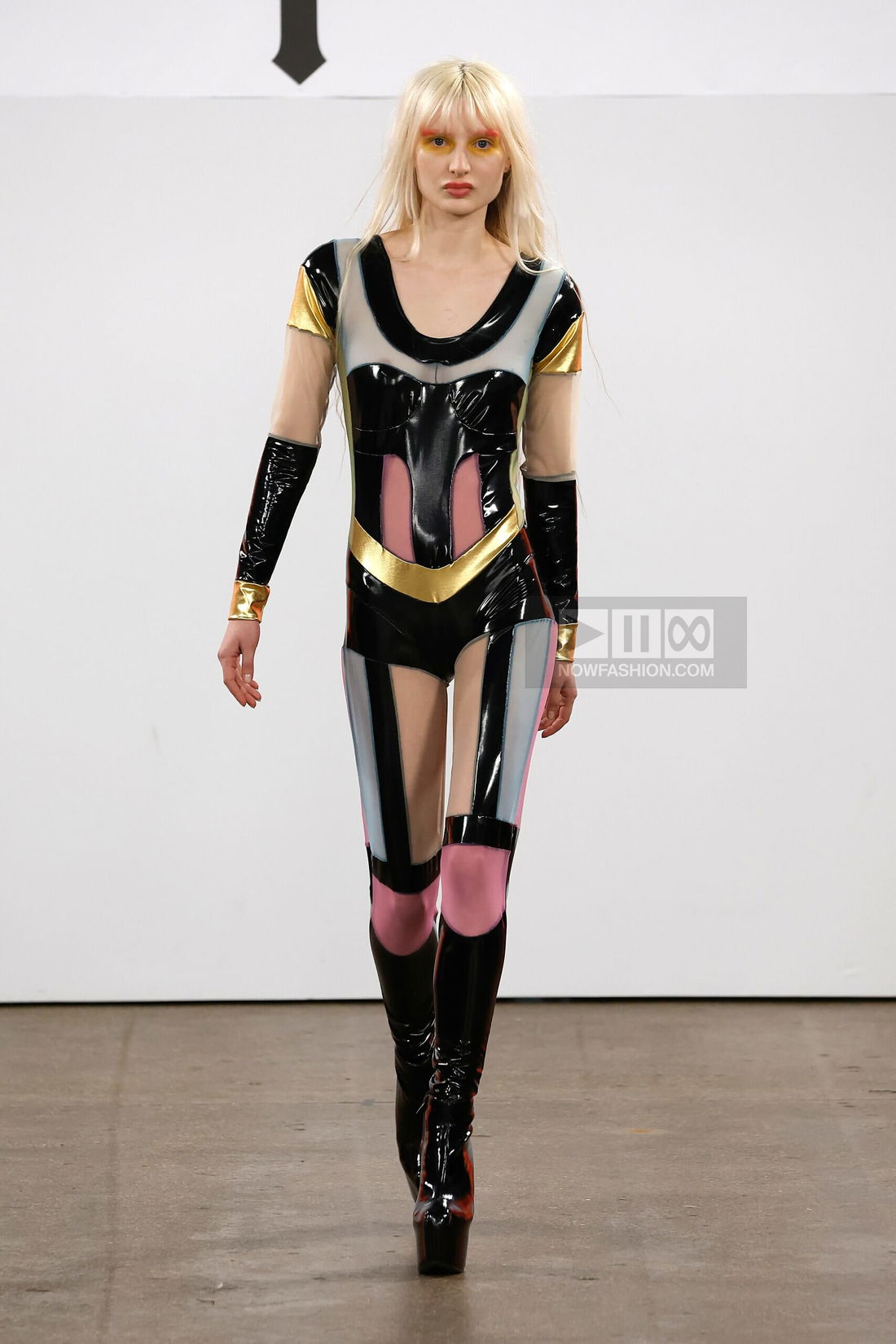 Pam Hogg Fashion show, Runway, Ready To Wear, Fall Winter 2023, London ...