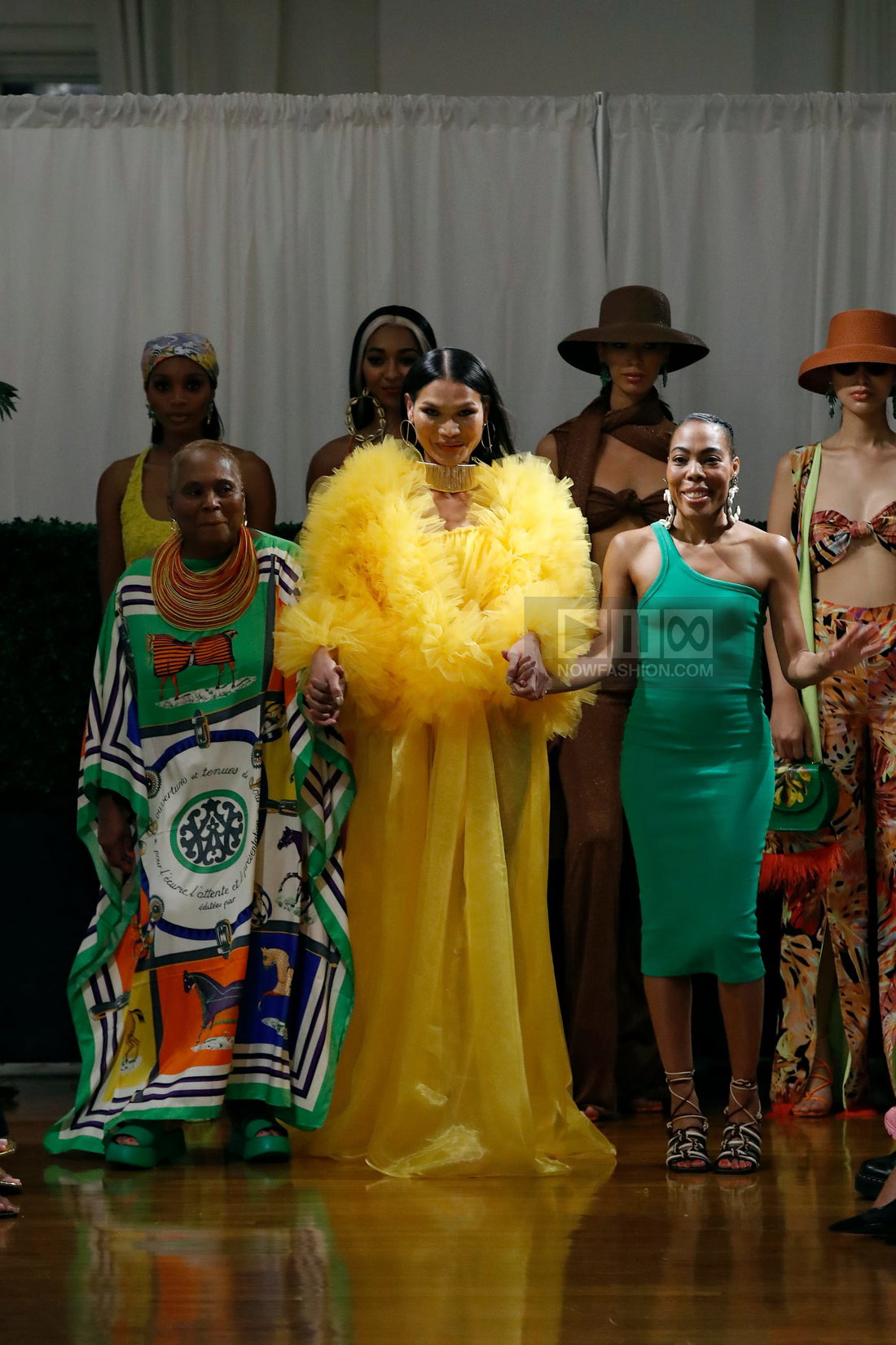 Dur Doux Ready To Wear Fashion Show Collection Spring Summer 2023 ...