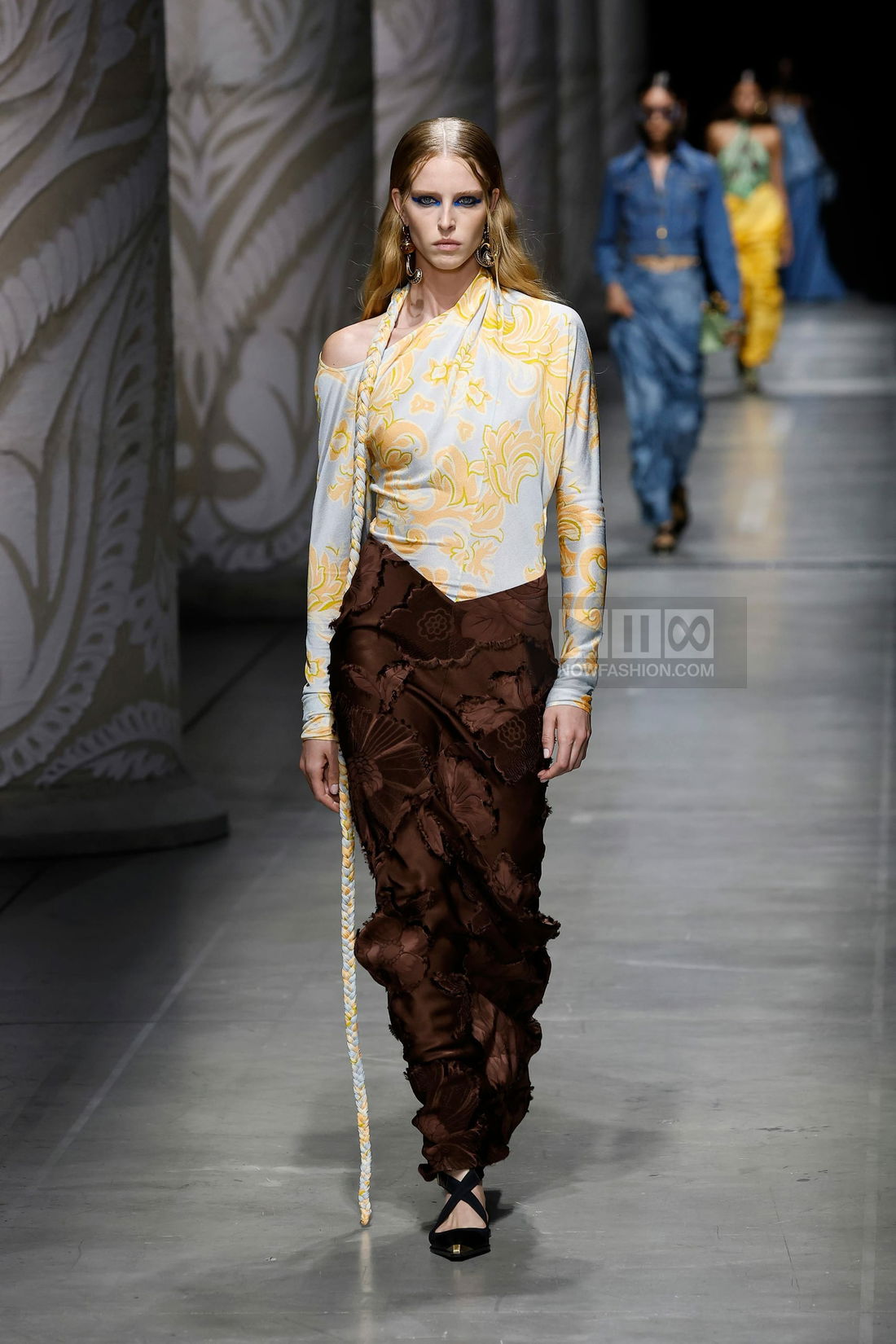 Etro Ready To Wear Spring Summer 2024 Milan – NOWFASHION