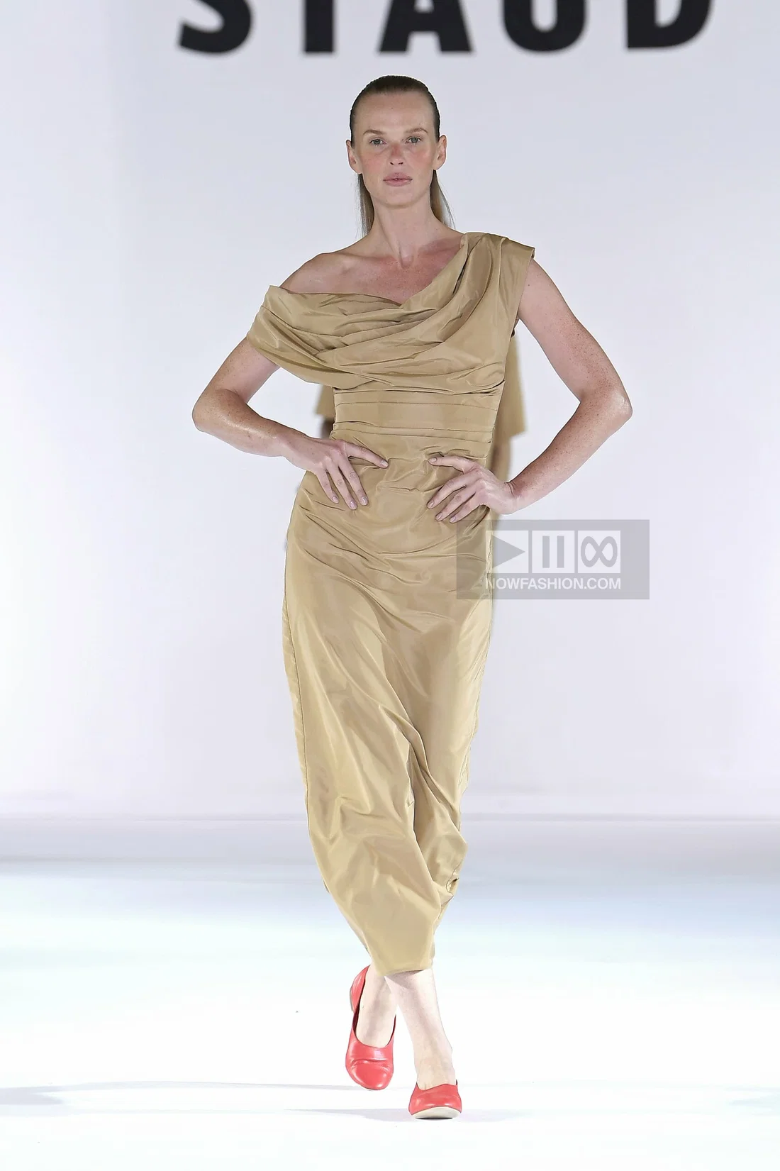 Staud Fashion show, Runway, Ready To Wear, Spring Summer 2024, New York ...