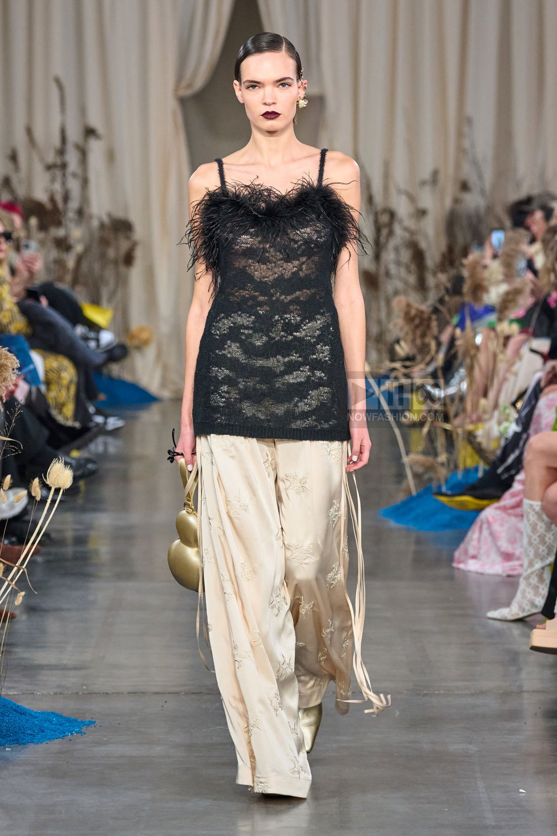 Sara Wong Fashion show, Runway, Ready To Wear Fall Winter 2024, Milan ...