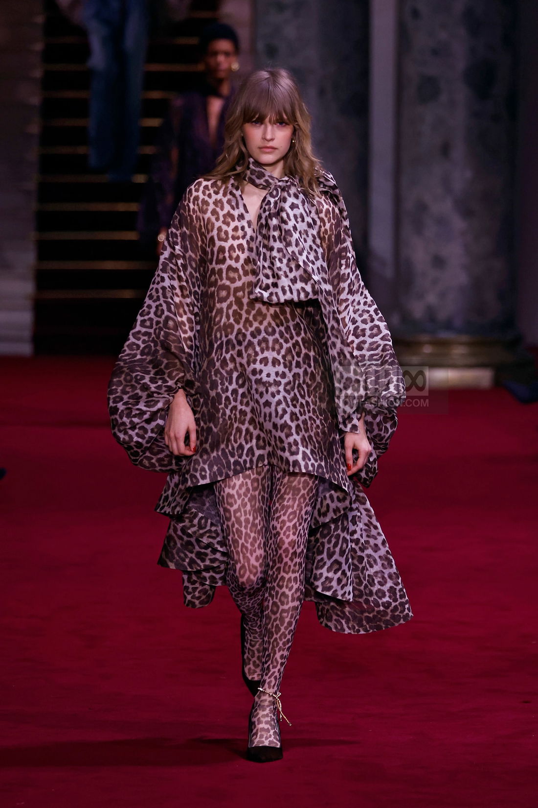 Zimmermann Fashion show, Runway, Ready To Wear Fall Winter 2024, Paris ...