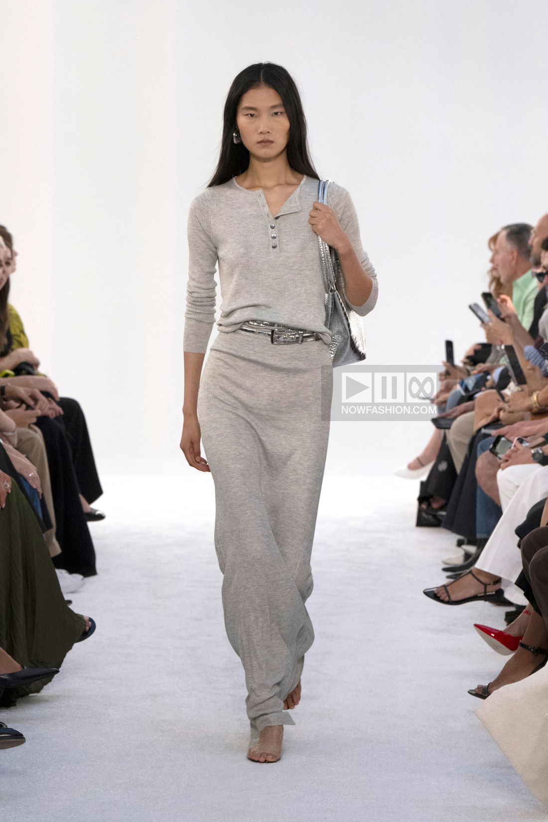 Brandon Maxwell RTW Spring 2025 - Image 10 - NOWFASHION