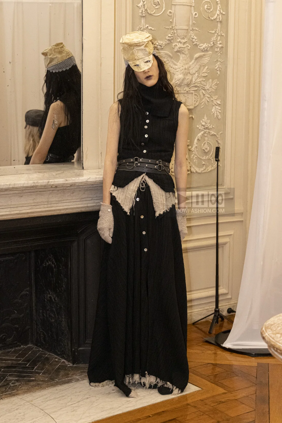 Aenrmous – HKFG FFF Fall Winter 2026 Paris - NOWFASHION