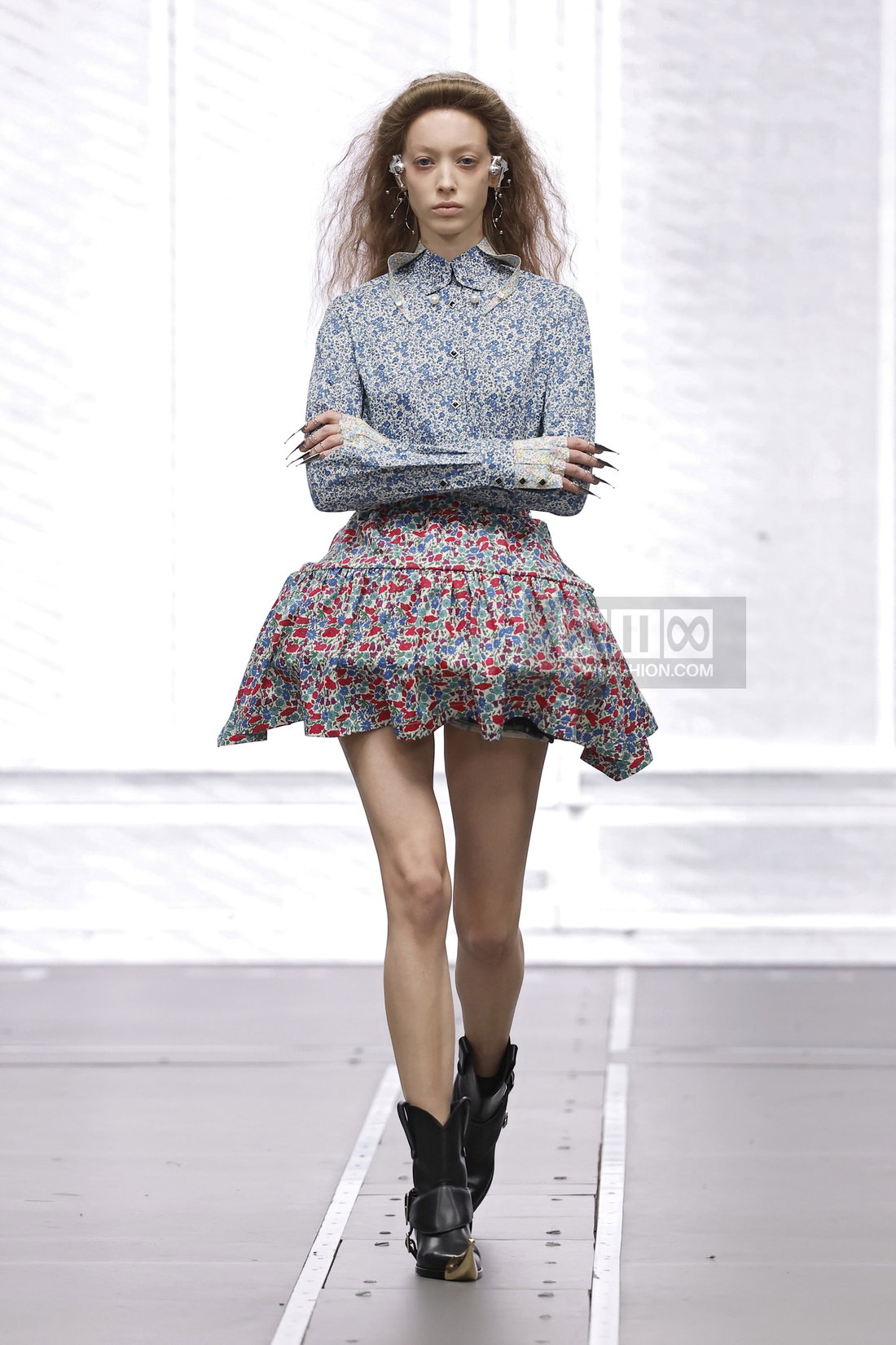 Anrealage Ready To Wear Fall Winter 2026 Paris - NOWFASHION