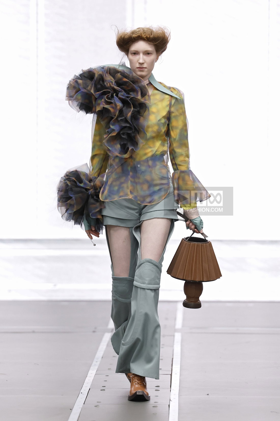 Anrealage Ready To Wear Fall Winter 2026 Paris - NOWFASHION
